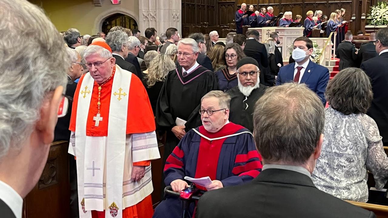 ‘A role model without comparison’: At the funeral of former lieutenant ...