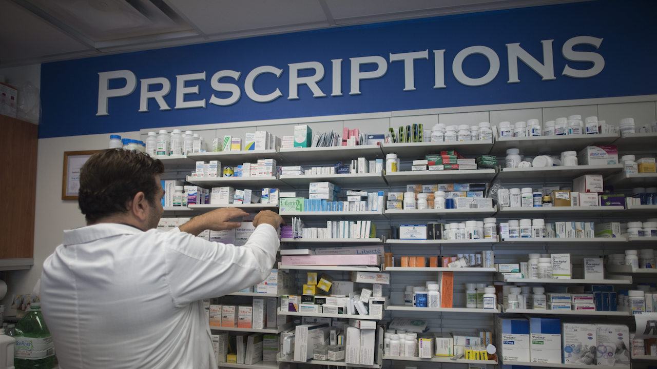 What are the risks and benefits of pharmacists prescribing? | TVO Today